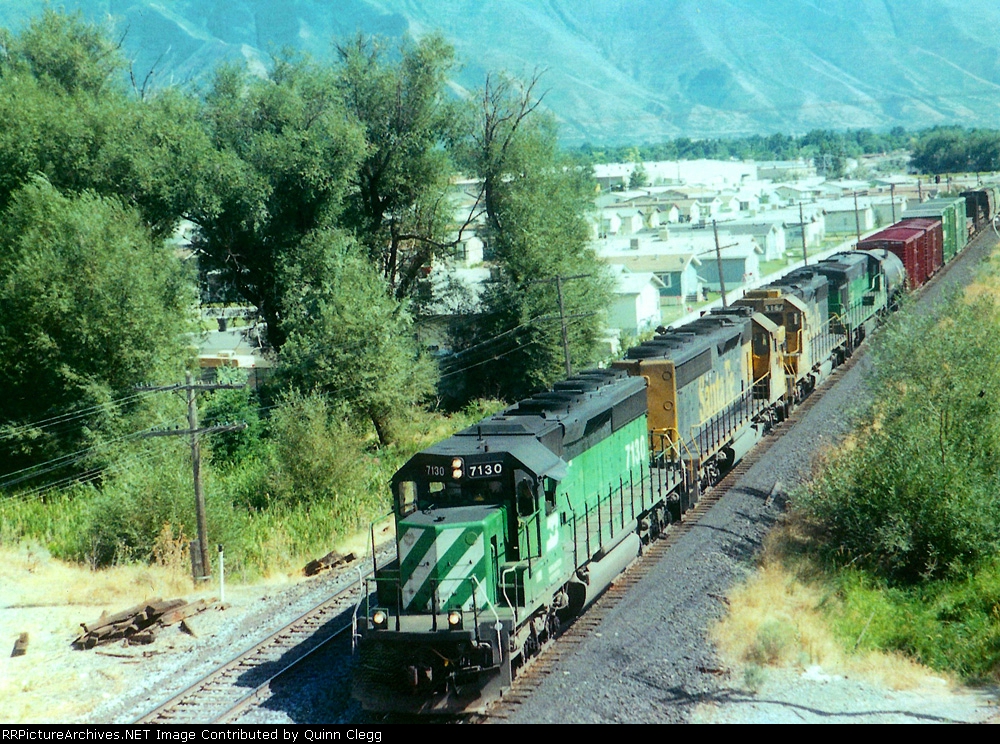BNSF's DENVER-STOCKTON MANIFEST AT SPRINGVILLE,UTAH AUGUST 19,1999.